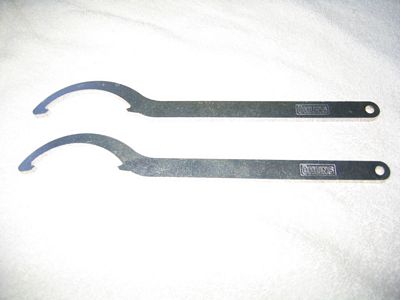 OHLINS ADJUSTABLE 3 POSITION TOP SPRING RETAINER